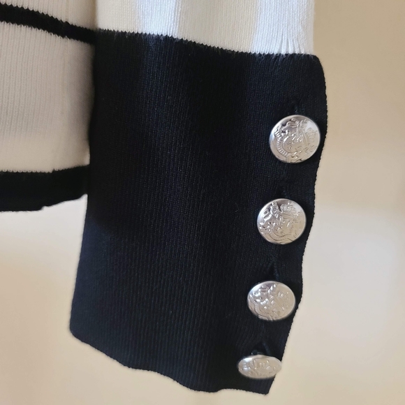 Guess | Sweaters | Guess Los Angeles Black And White Sweater | Poshmark